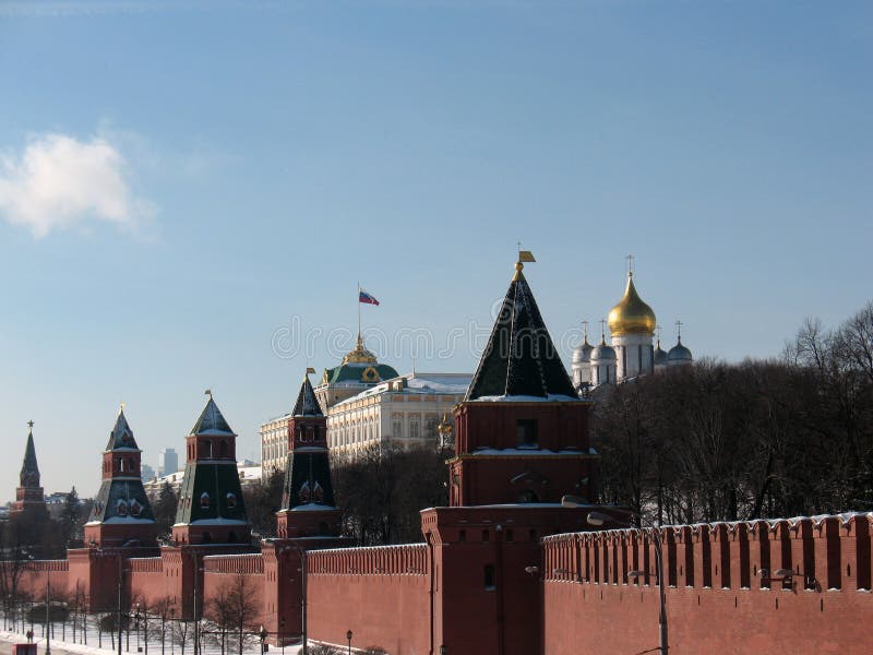Moscow. the Kremlin Wall. stock photo. Image of cannon - 13206378