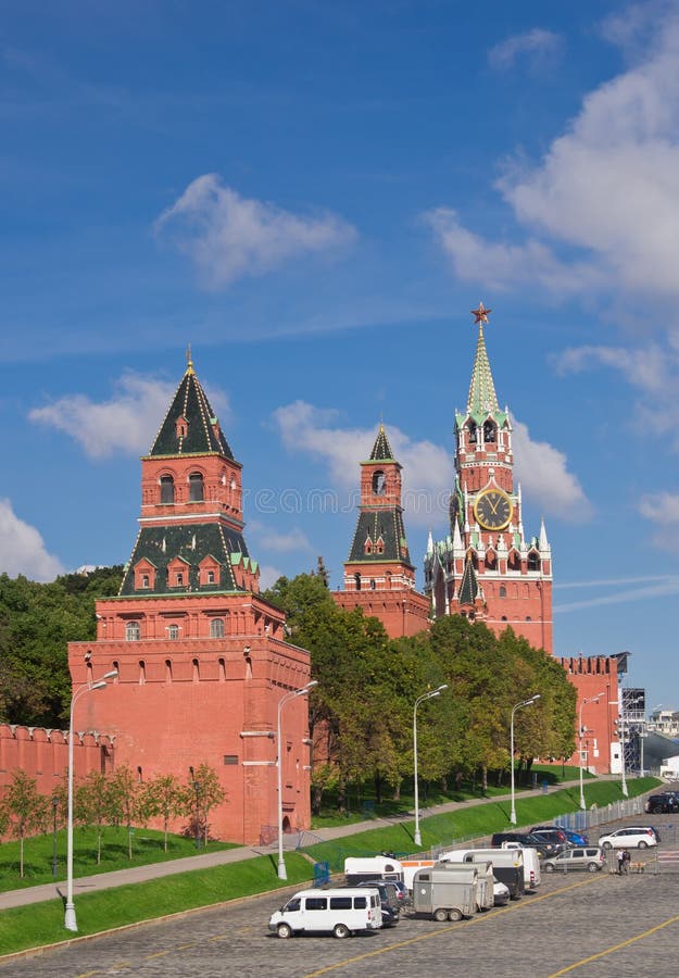 Moscow Kremlin Wall and Towers Stock Image - Image of medieval, clock ...