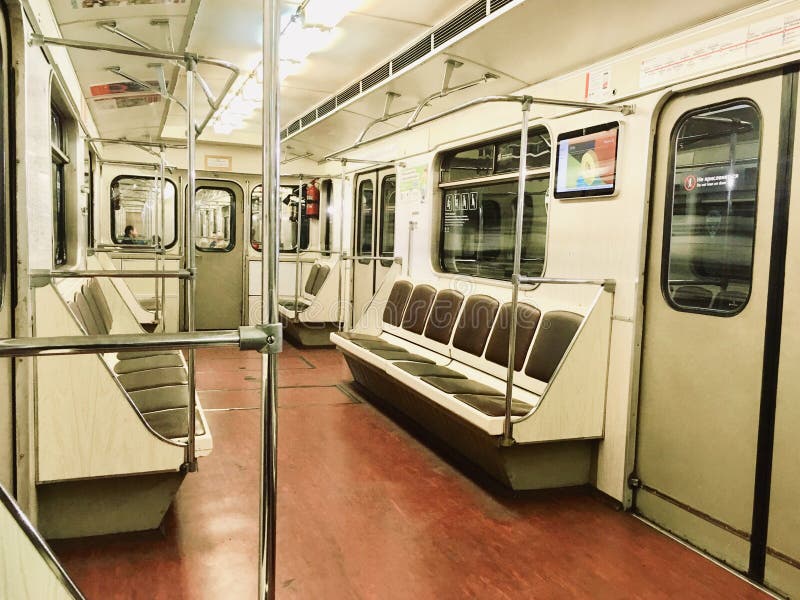 Moscow Metro Train editorial photo. Image of passenger - 157617631