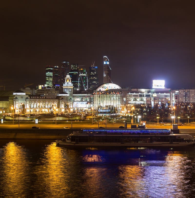 Moscow at night editorial stock image. Image of city - 36347294