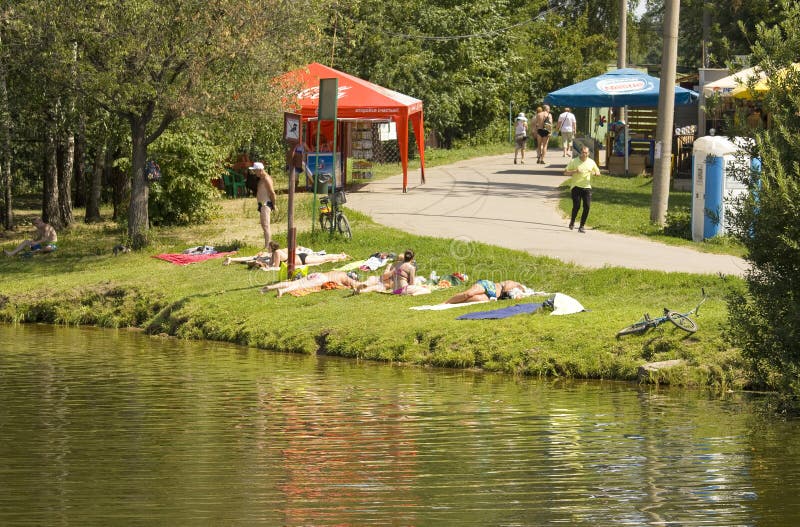 Moscow, park Kuzminki editorial image. Image of forest - 55740195