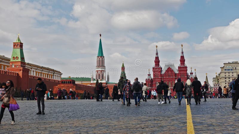 Moscow, Red Square on a Spring Day Editorial Image - Image of landmark ...