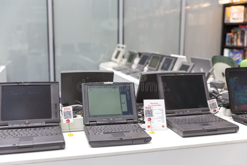 MOSCOW, RUSSIA - JUNE 11, 2018: Old Original Apple Mac Computer in ...