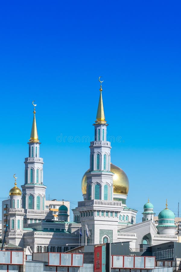Moscow, Russia - May 18, 2019: Muslim Mosque in Moscow Editorial ...