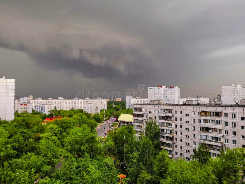 MOSCOW, RUSSIA - May 08, 2019: Rain Clouds in Moscow Editorial Stock ...