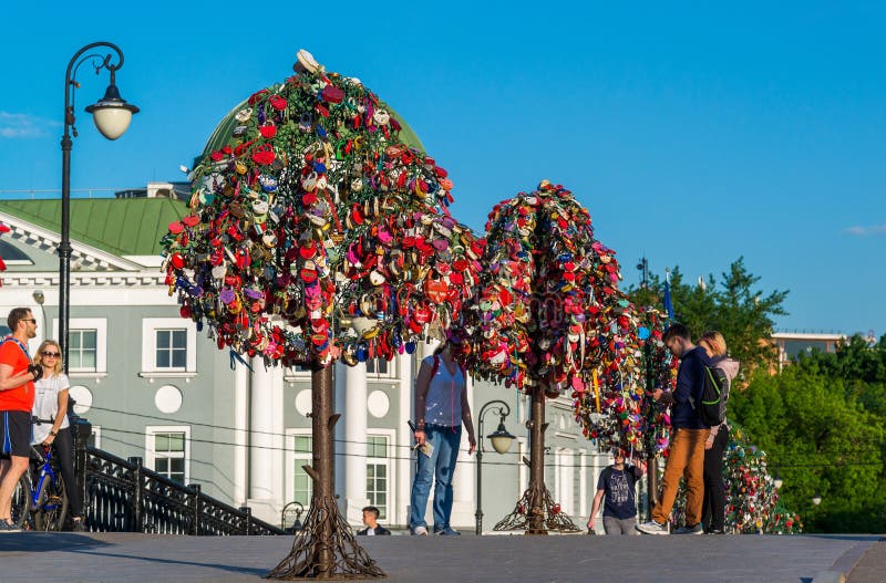 MOSCOW, RUSSIA - 21.09.2015. Trees with Locks of Lovers on Trees at ...