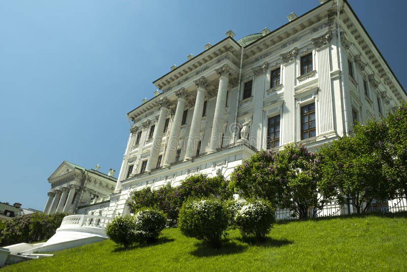 Moscow State Library in Moscow. Editorial Photo - Image of culture ...
