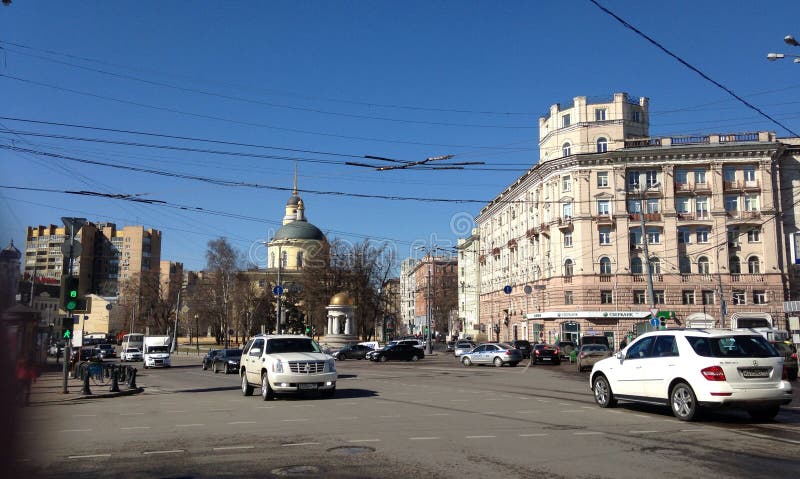 Moscow streets editorial photography. Image of sunny - 43411097
