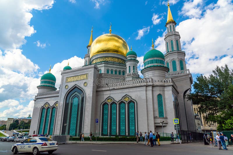 Moderne Moslemische Moschee In Moskau Redaktionelles Stockfoto - Bild ...