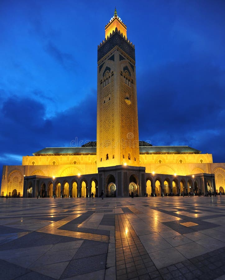 Hassan II Moskee Casablanca Marokko Bij Nacht Stock Foto - Image of ...