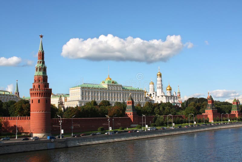 Moskou Het Kremlin, Rusland Stock Foto - Image of rood, kathedraal ...