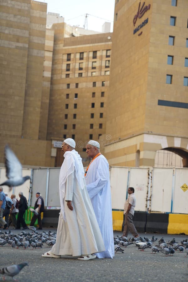 Moslem in Masjidil haram editorial photo. Image of house - 219519681