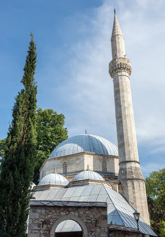 Mosquée à Mostar photo stock. Image du région, bosnie - 64495664