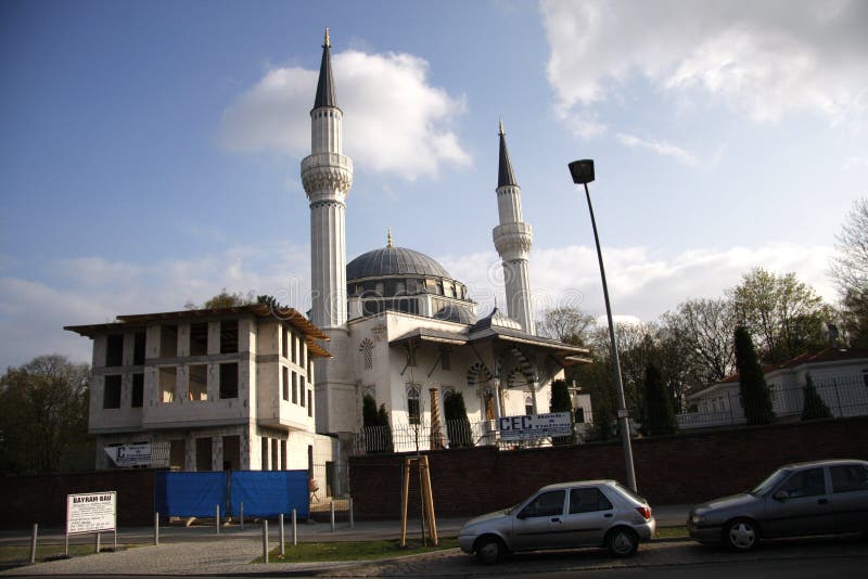 Mosque Berlin editorial stock image. Image of church - 50604894