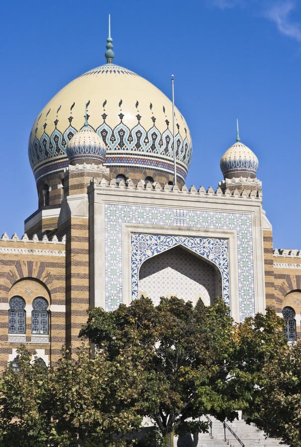 Milwaukee Mosque Stock Photos - Free & Royalty-Free Stock Photos from ...