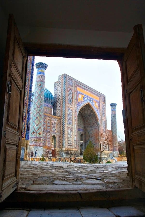 Mosque in Samarkand stock photo. Image of arts, religion - 8577074