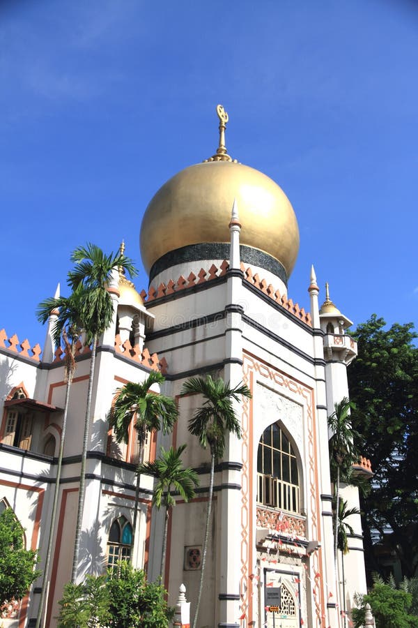 Mosque of Sultan stock image. Image of golden, sultan - 15566785