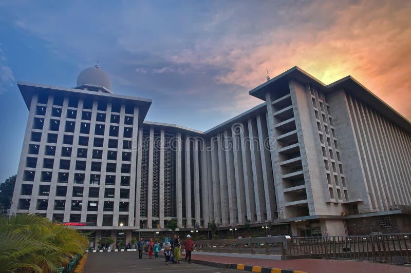 There is the Kigali Heights Shopping Mall with Shops and Restaurants ...