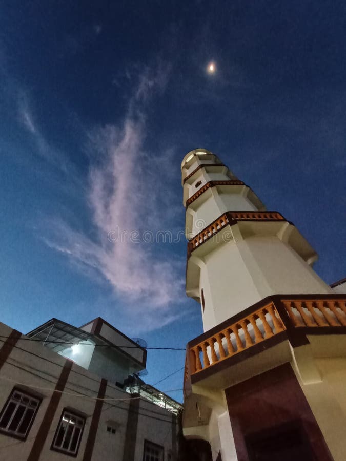 Mosque Tower Reach the Moon Stock Image - Image of masjid, twilight ...