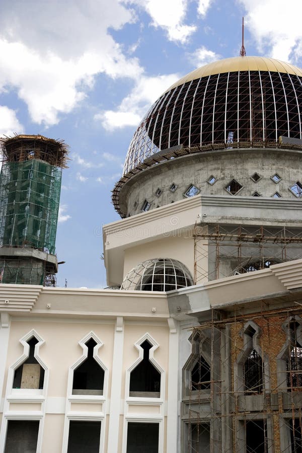 Mosque under construction stock image. Image of buildings - 3943711