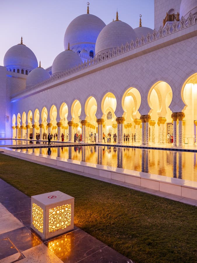 The Mosque editorial photo. Image of downtown, landmark - 245746366