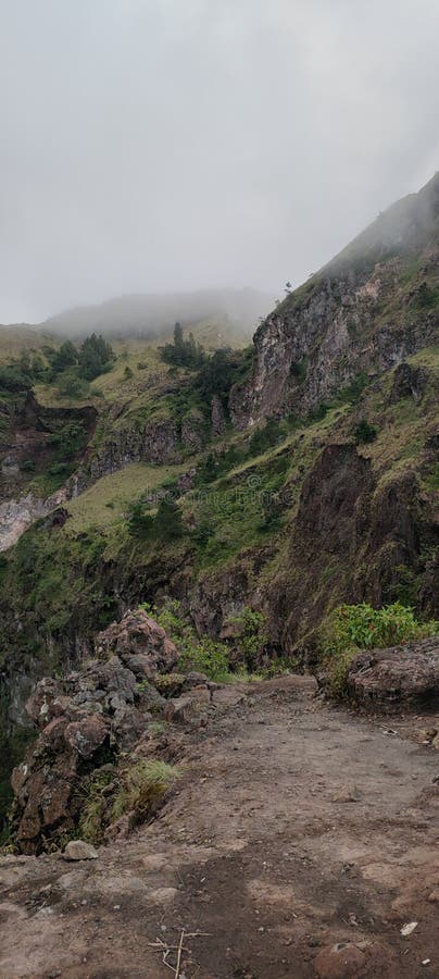 The Most Beautiful Cliff I& X27;ve Ever See Stock Photo - Image of hill ...