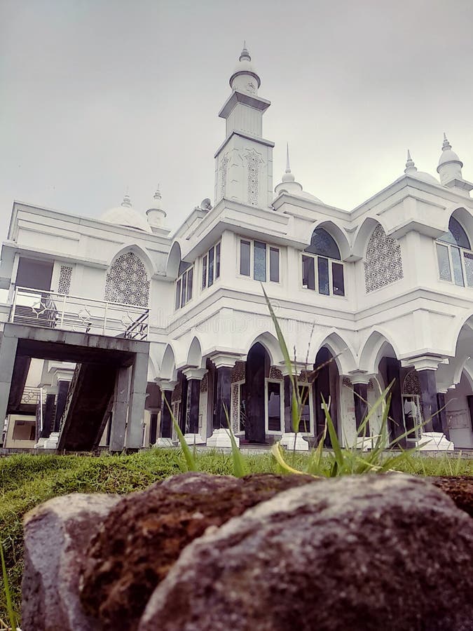 The Most Peaceful and Serene Building on Earth Stock Image - Image of ...