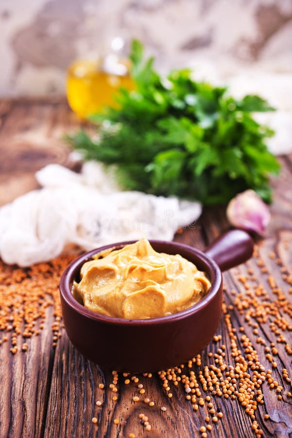 Mostarda foto de stock. Imagem de variedade, gostoso - 97905426