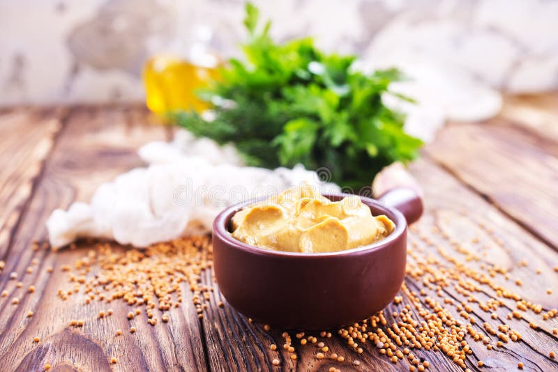 Mostarda foto de stock. Imagem de variedade, gostoso - 97905426