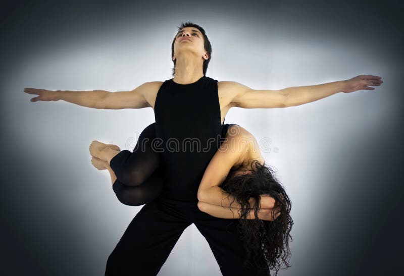 Ballet moderno dancers-3 foto de archivo editorial. Imagen de moderno ...