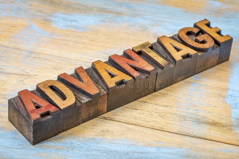 Defi De Dictionnaire De Mot D'avantage Photo stock - Image du expliquez ...