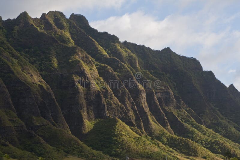 Motains on Oahu, Hawaii stock photo. Image of valley, ridges - 6394956