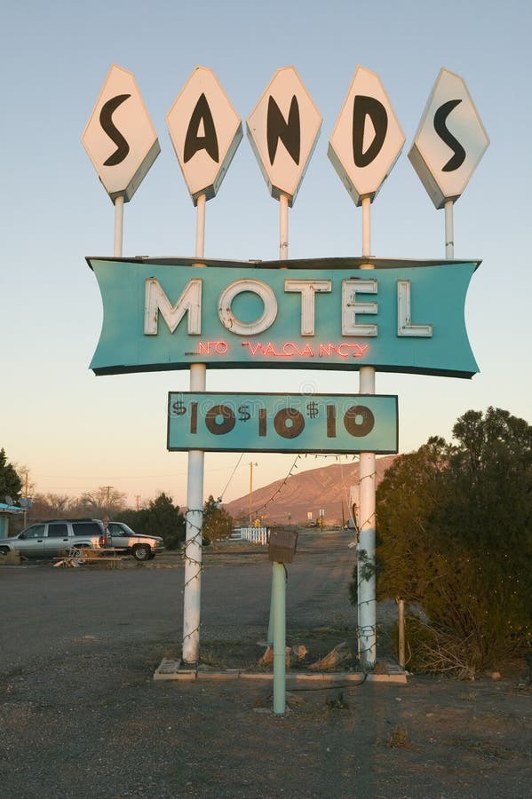 Motel sign editorial photo. Image of route, sign, sunset - 23180366