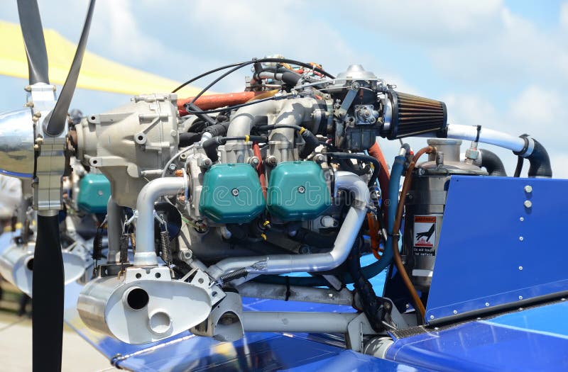Moteur d'avions légers image stock. Image du avion, propulseur - 24140095
