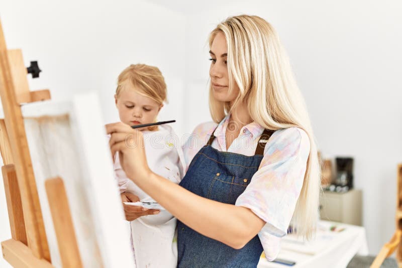 Mother and Daughter Concentrate Drawing at Art Studio Stock Photo ...