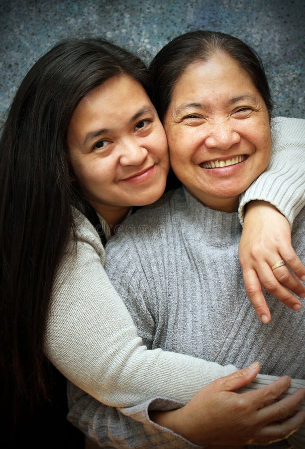 176 Portrait Happy Filipino Mother Daughter Stock Photos - Free ...