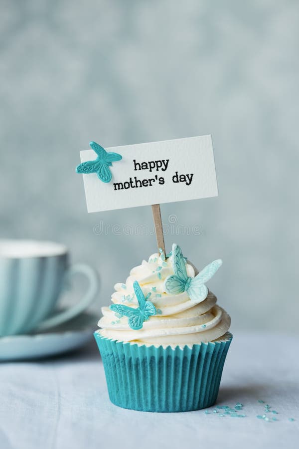Mother s Day cupcakes stock photo. Image of iced, frosting - 29008568