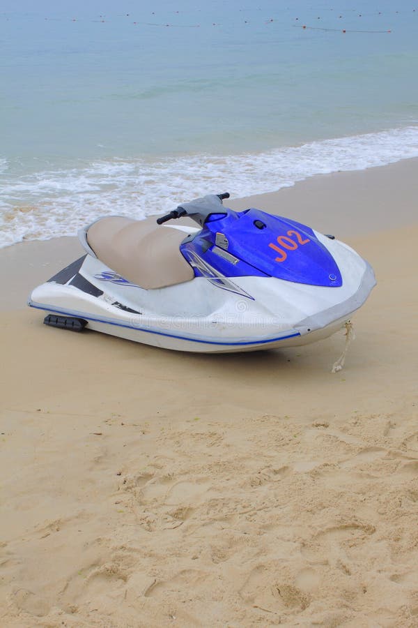 Moto boat on sand stock image. Image of engine, nature - 19672701