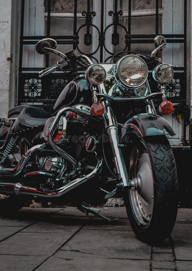Moto muscular fotografía editorial. Imagen de harley - 249228977