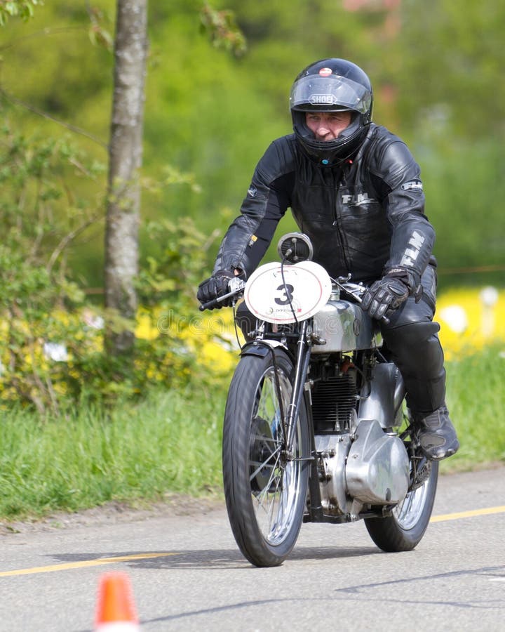 Moto NSU Bullus De La Vendimia De Foto editorial - Imagen de conducir ...