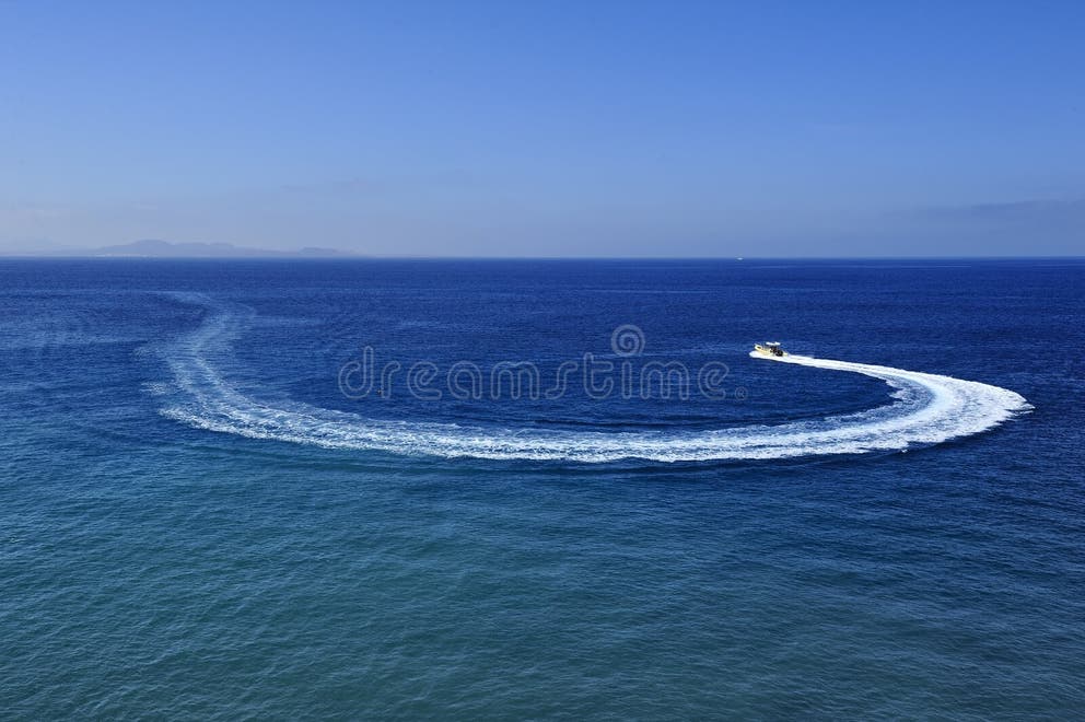 Motor Boat Trace on Blue Water Stock Photo - Image of aquatic, horizon ...