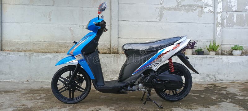 Motor Classic Years 2006 Made Japan Editorial Image - Image of years ...