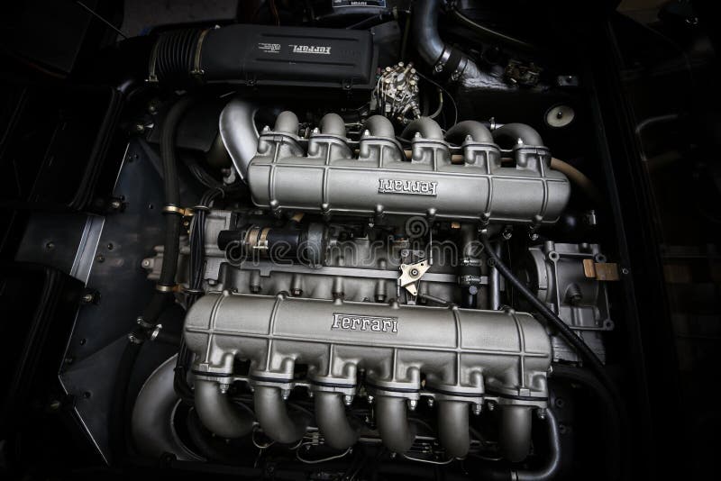 Motor Ferrari foto de stock editorial. Imagem de poderoso - 26532528