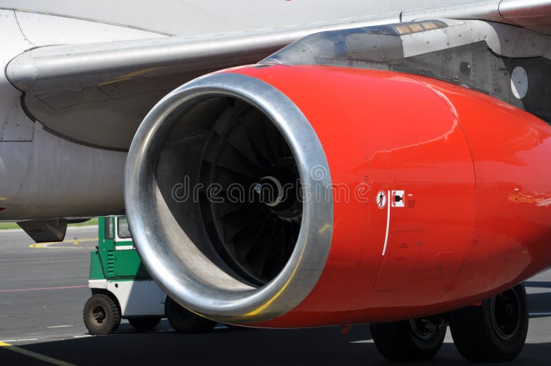 Motor a Reacción De La Turbina Que Utiliza La Aviación Moderna Imagen ...