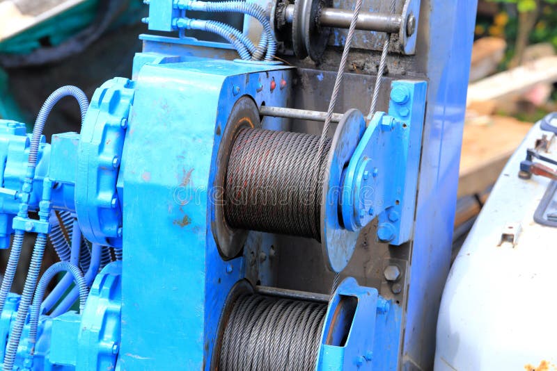 Motor En Slinger Voor Kraanhaak Stock Foto - Image of technologie ...