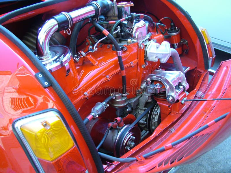 Motor van rood 500 stock afbeelding. Image of macht, zuiger - 5452299