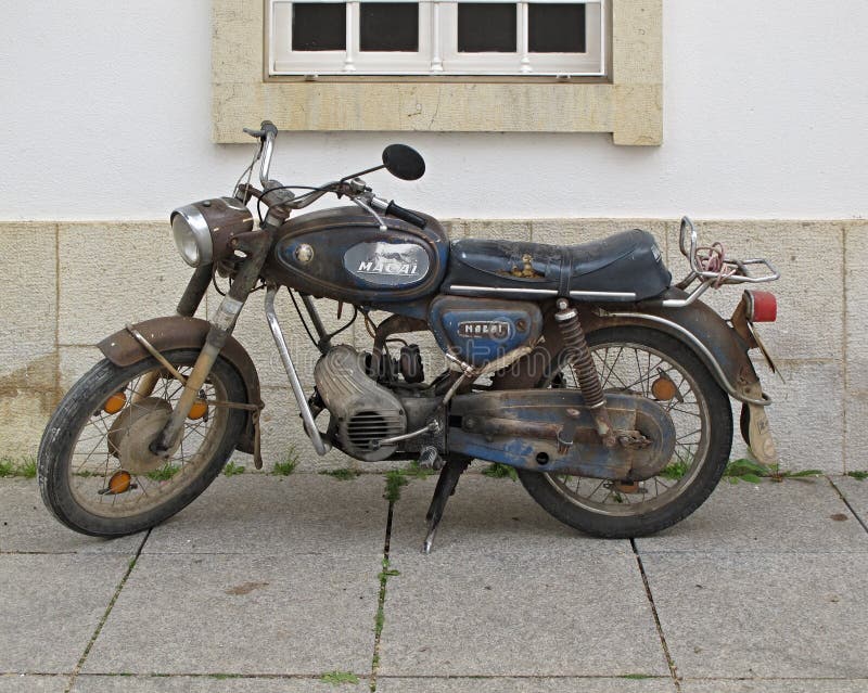 Old Rusty Macal Vintage Moped Editorial Stock Image - Image of technic ...