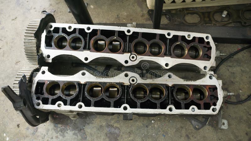 Motorblok stock foto. Image of kabel, slang, vervoer - 32656570