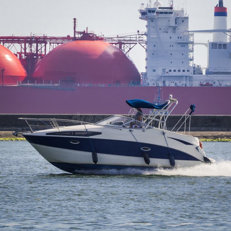 Tanker Speedboat Stock Photos - Free & Royalty-Free Stock Photos from ...