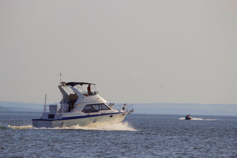 Motorboat with Waves on the River Editorial Image - Image of shipping ...